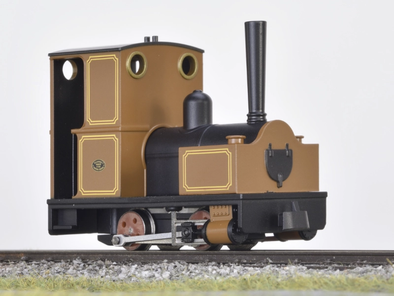 Bagnall Wingtank 0-4-0 in maroon